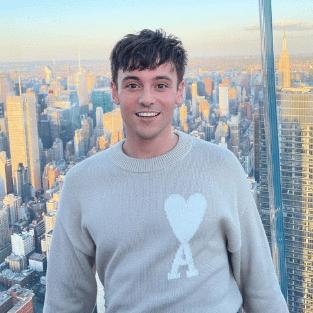 Tom Daley | Shop Tom Daley's Preloved Clothing Online – Reliked