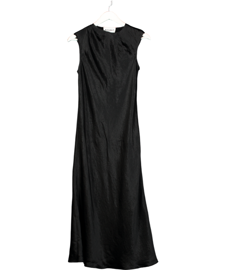 Reliked | Buy Second Hand & Preloved Clothes from Influencers